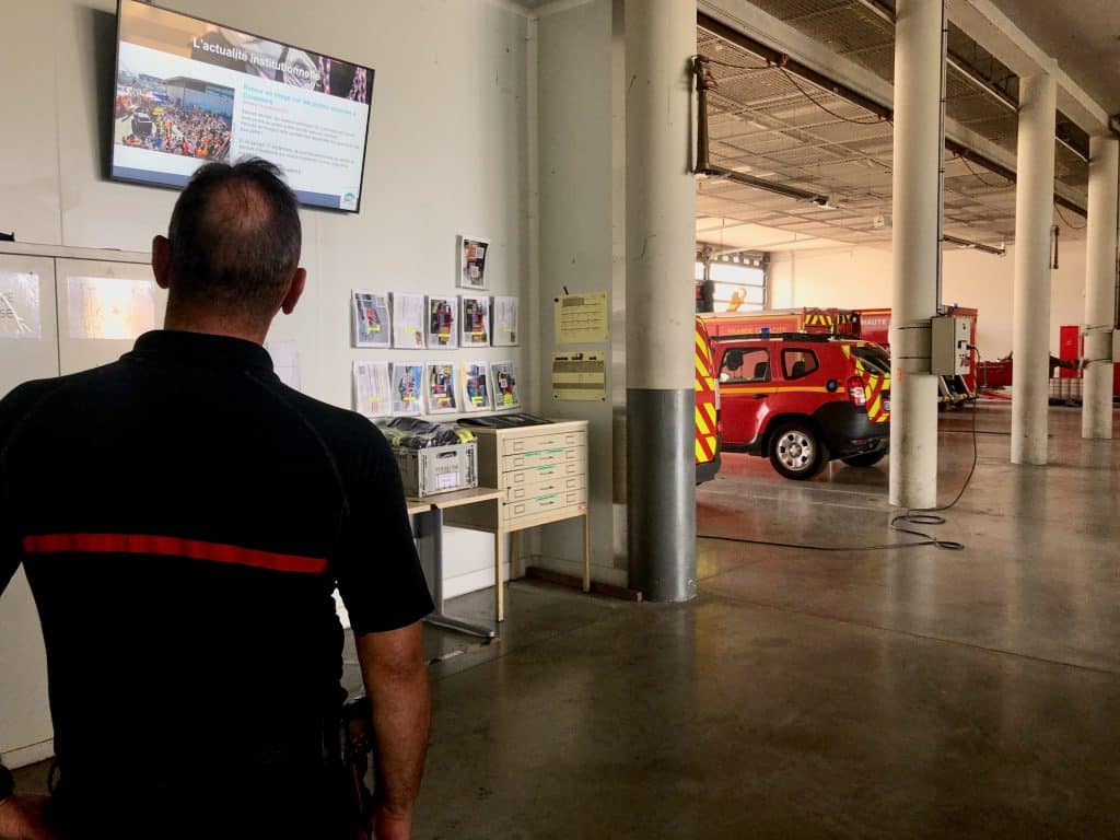 SDIS 31: Digital signage for internal communication - Telelogos